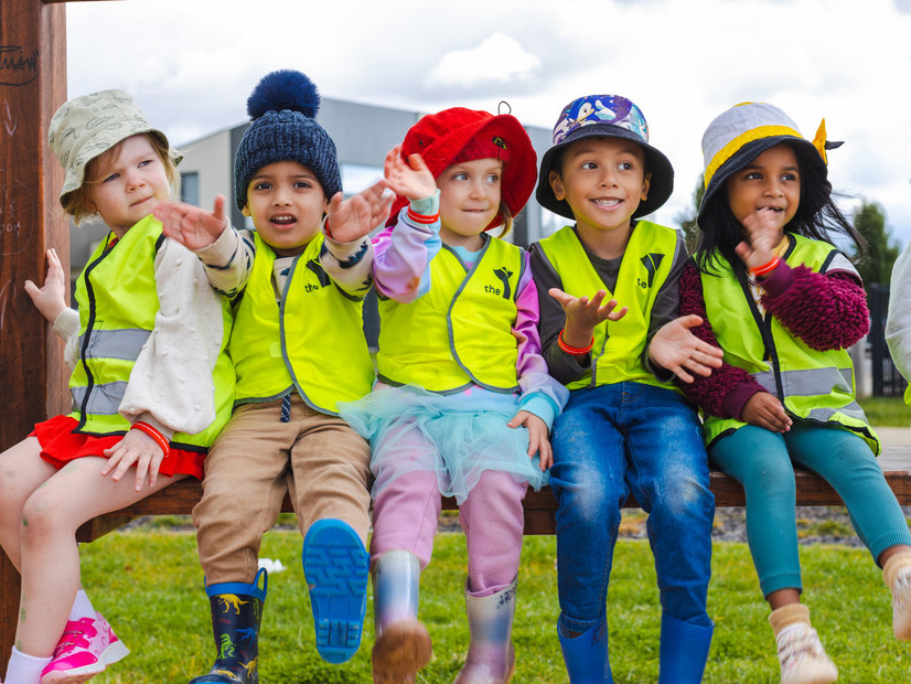 School partnerships | Y Victoria